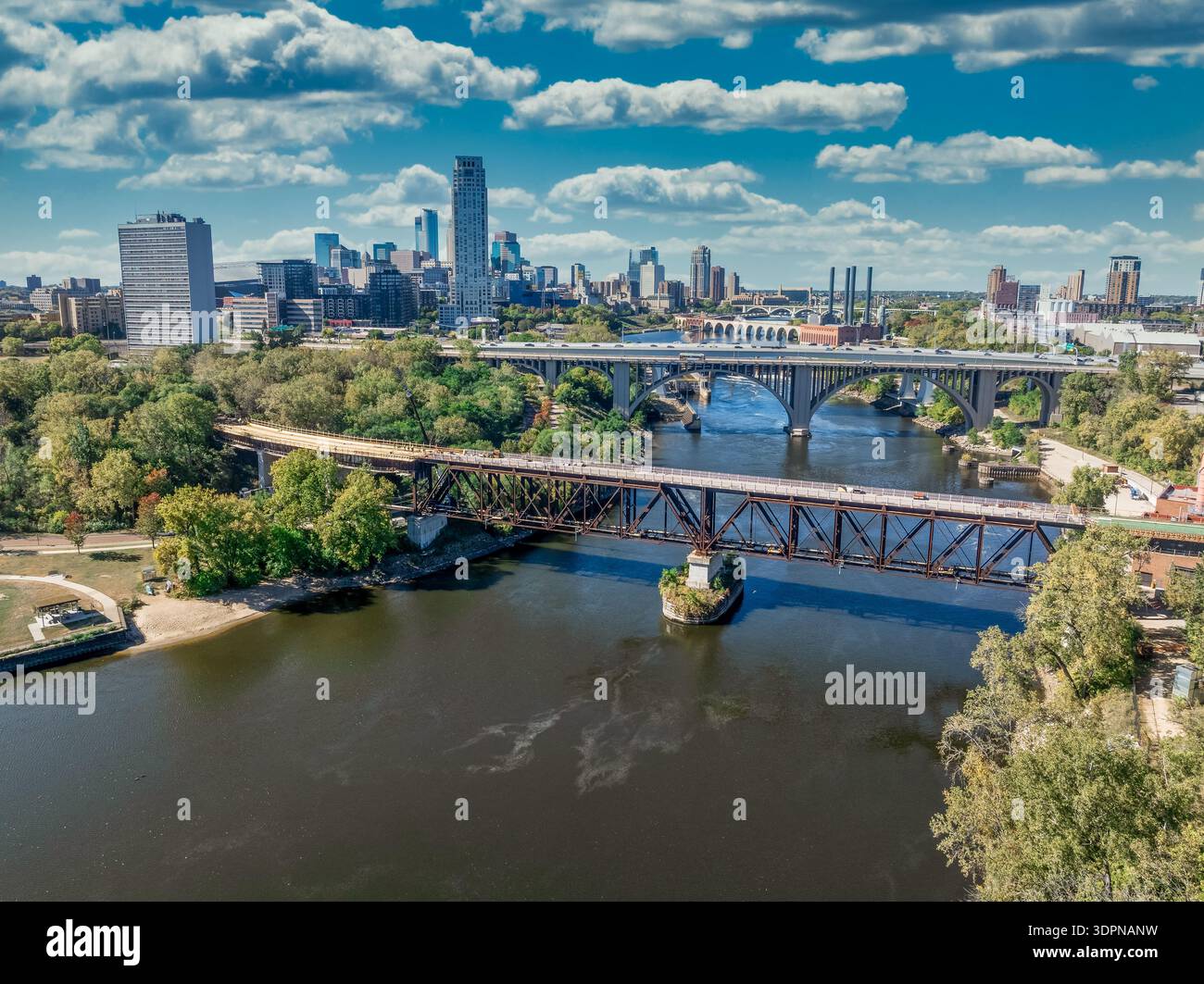 Birds eye view of the bridge hi-res stock photography and images - Alamy