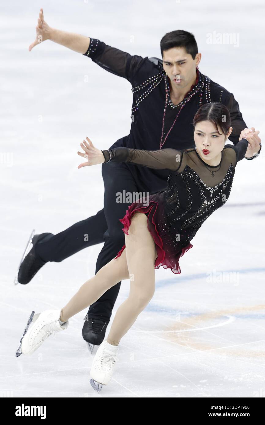Emily Chan (front) and Spencer Akira Howe of the United States perform ...