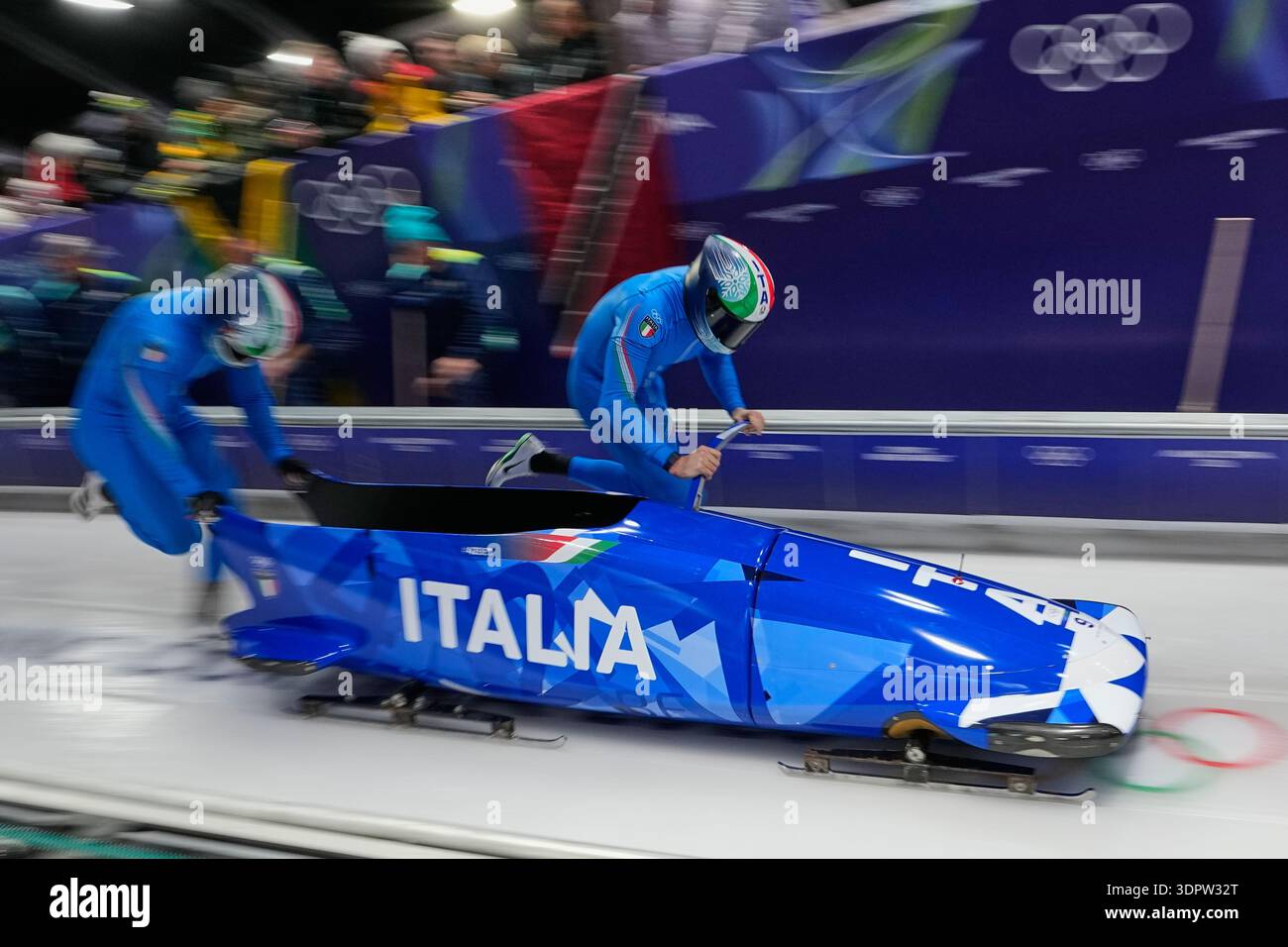 Italy's Patrick Baumgartner, right, and Robert Mircea start for a two ...
