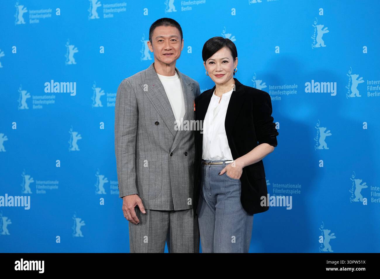 Andi Lim, left, and Yeo Yann Yann pose for photographers at the photo ...