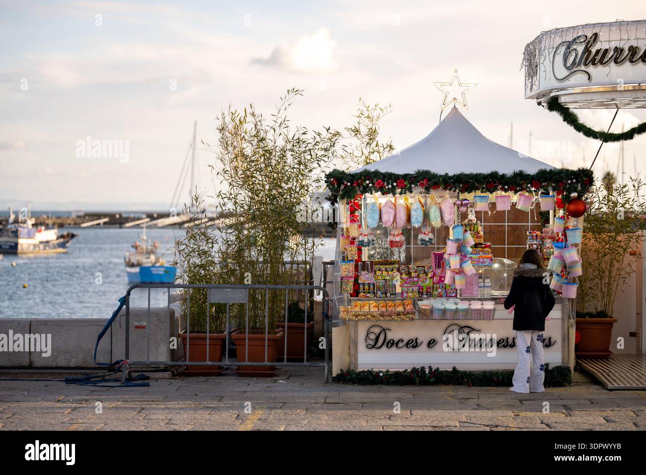 Cascais waterfront stall hi-res stock photography and images - Alamy