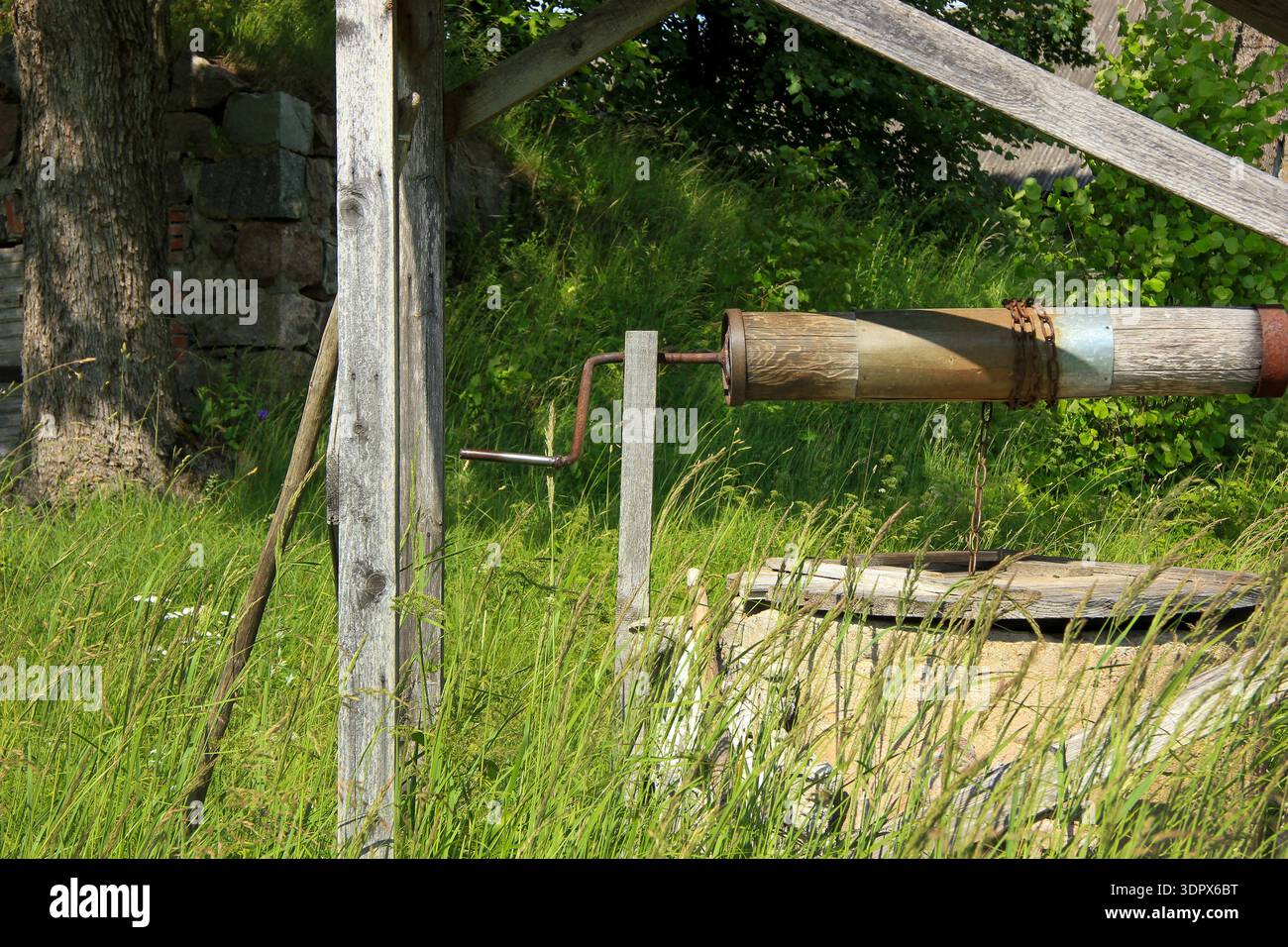 Natural features present hi-res stock photography and images - Alamy