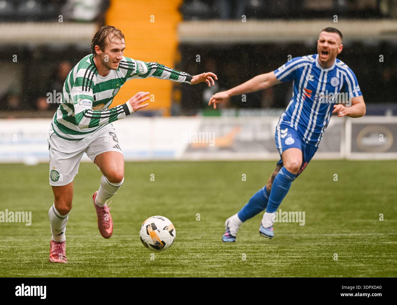 Celtic's Benjamin Nygren (left) during the William Hill Premiership ...