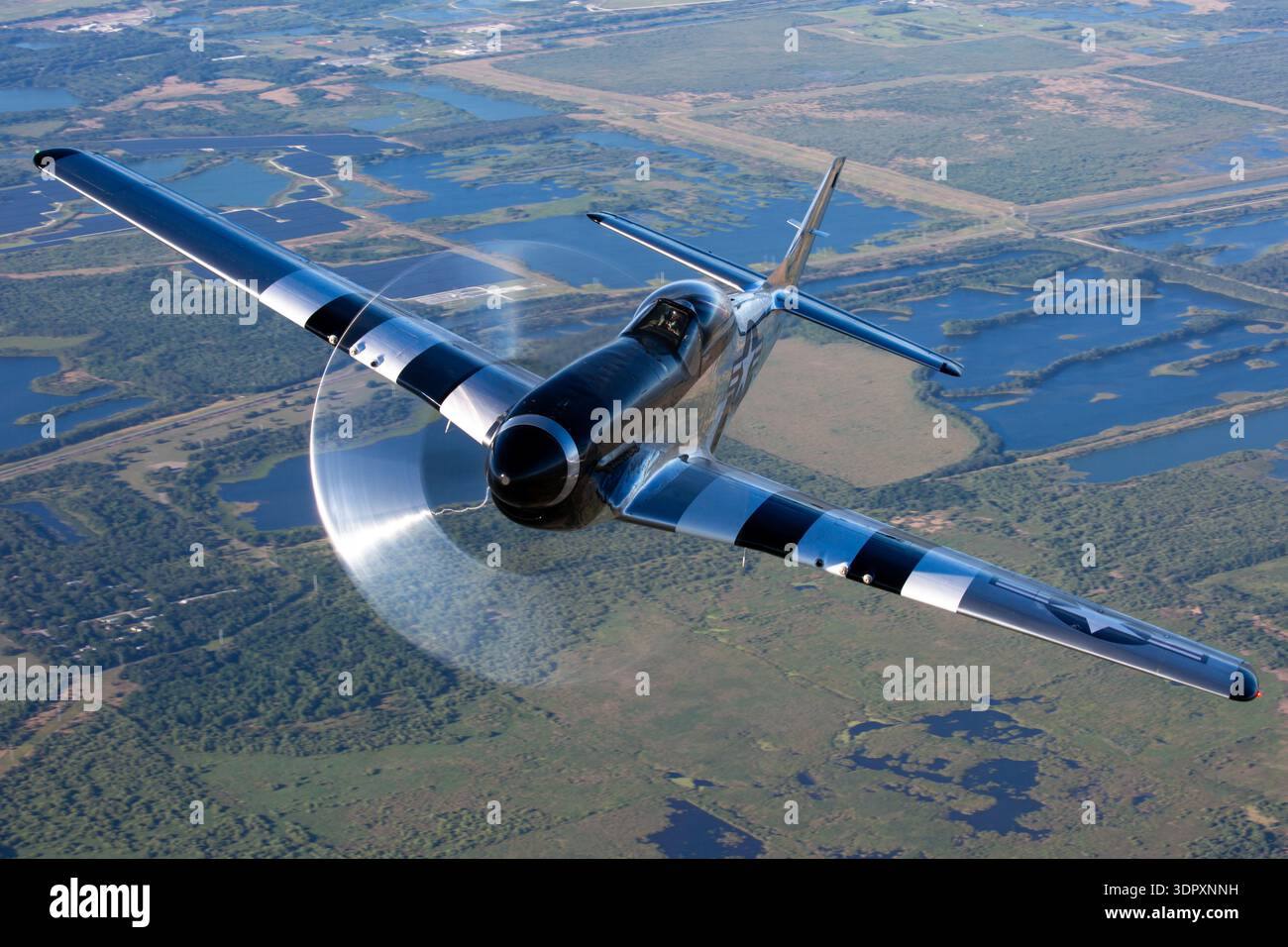 Laminar flow wing profile hi-res stock photography and images - Alamy