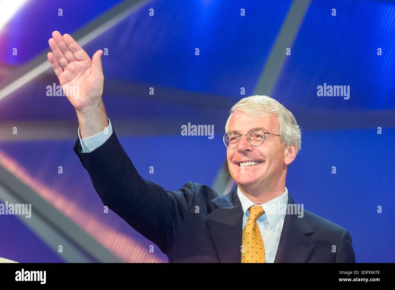 John major former prime minsiter at tory conference hi-res stock ...