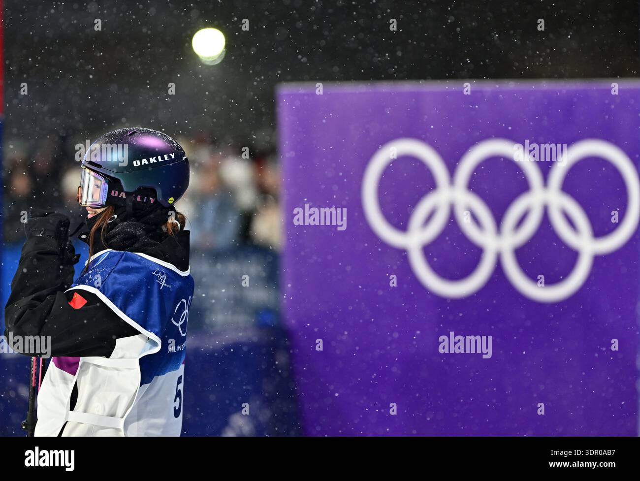 Livigno, Italy. 16th Feb, 2026. Liu Mengting of China waits for her ...