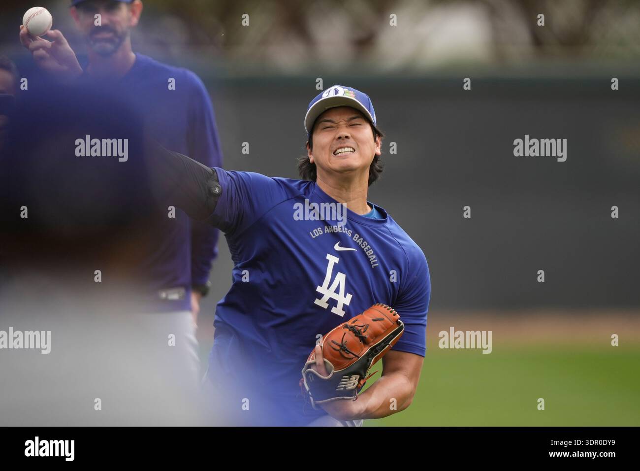 Los Angeles Dodgers' Shohei Ohtani (17) works out during spring ...
