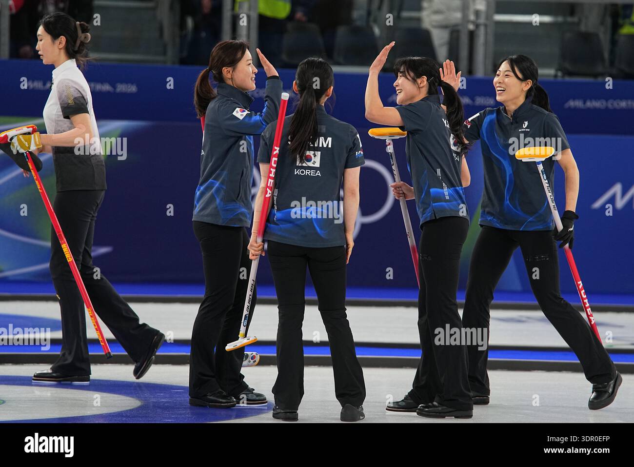 South Korea's Gim -Eun-ji, Kim Min-ji, Seol Ye-eun and Kim Su-ji react ...