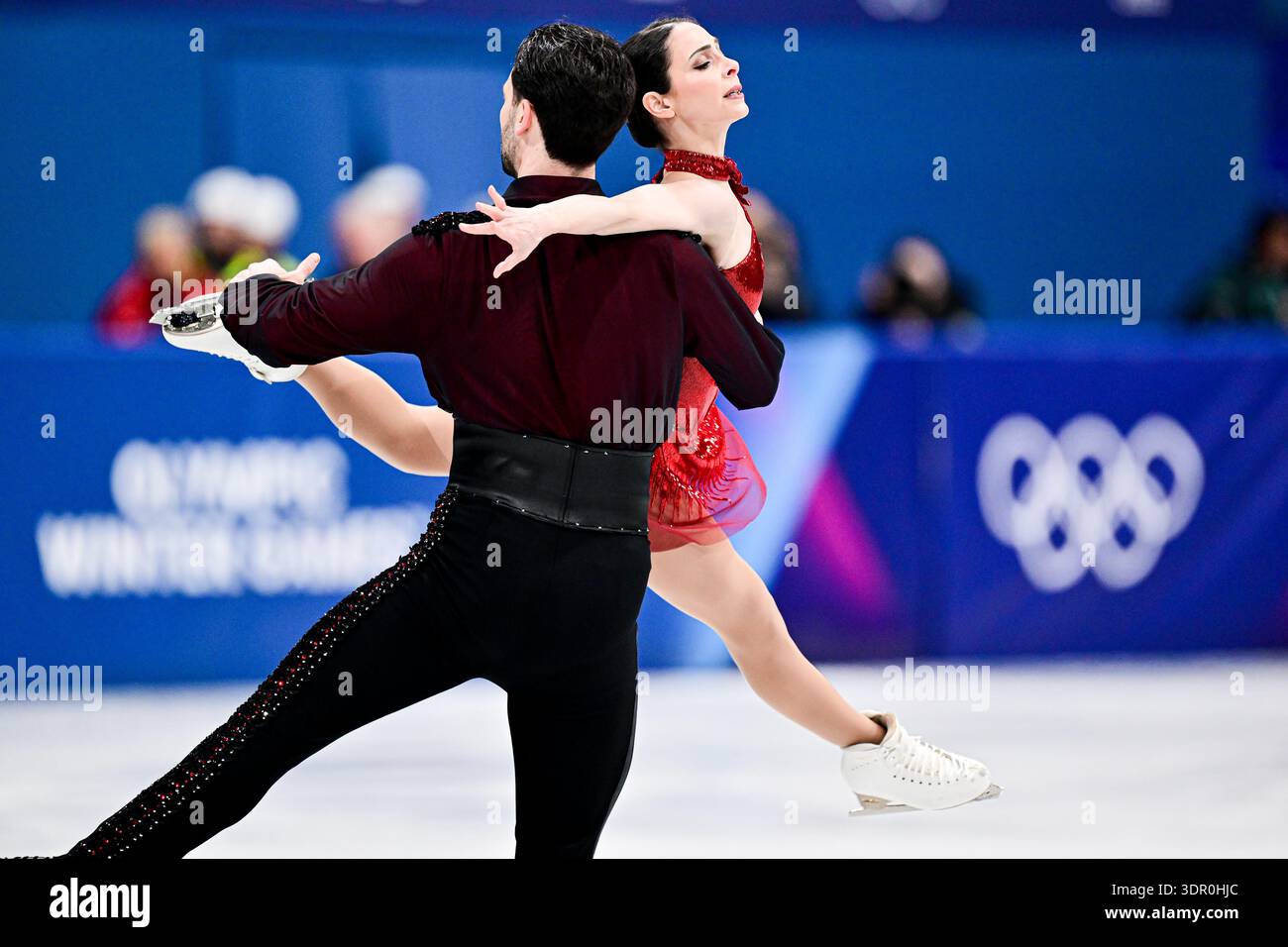 Deanna STELLATO-DUDEK & Maxime DESCHAMPS (CAN), during Pair Skating ...