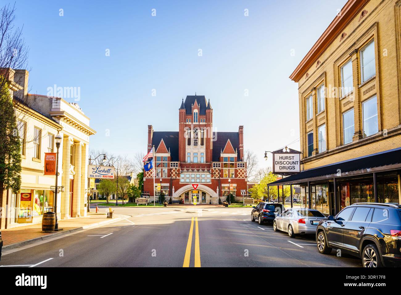 Bardstown courthouse hi-res stock photography and images - Alamy
