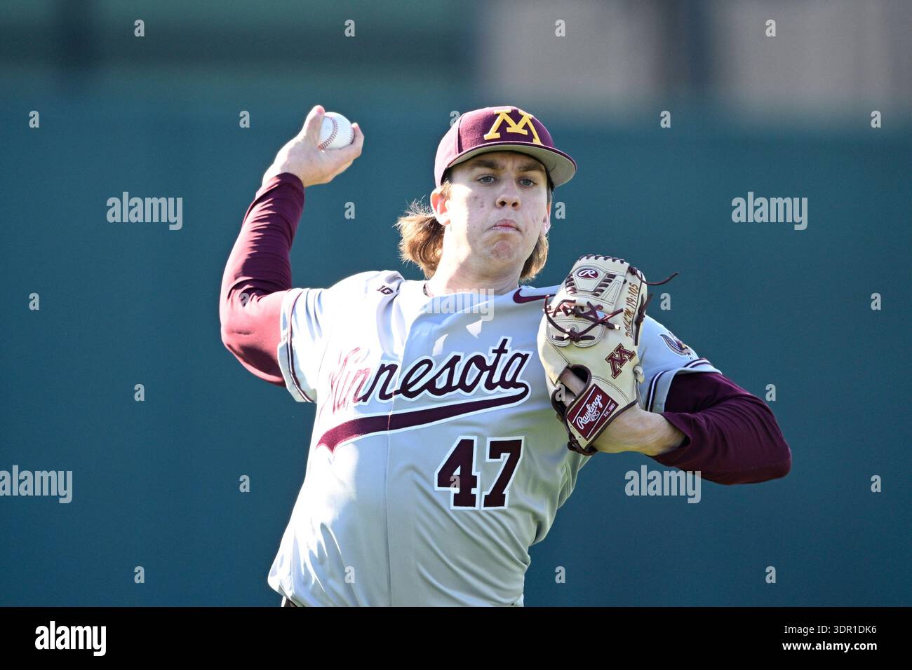 Minnesota pitcher Brandon Jaenke (47) throws during an NCAA college ...