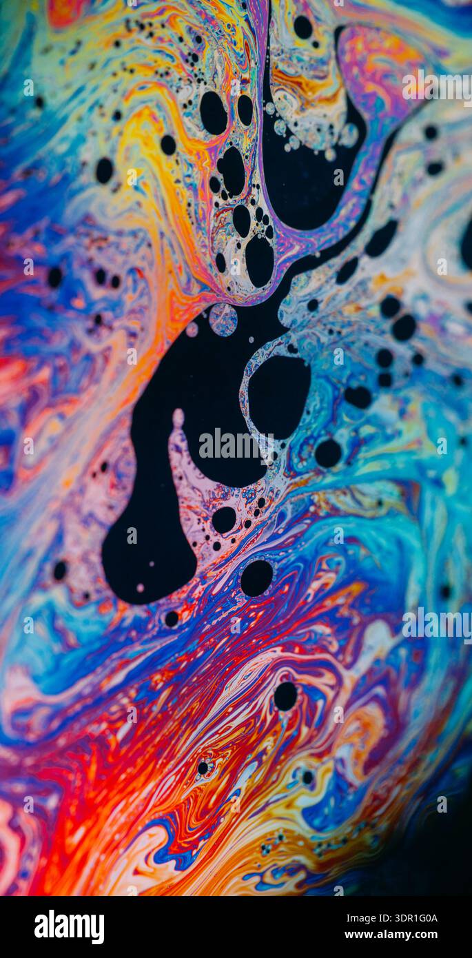 Soap bubble texture blur gasoline fluid ink swirl Stock Photo - Alamy