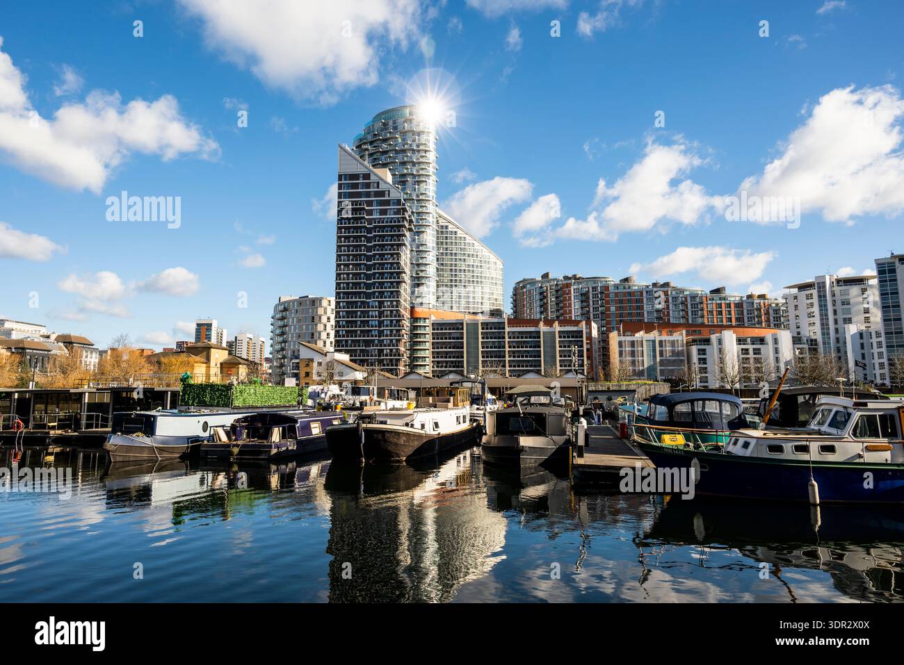 Poplar Dock Marina and new housing development around, , Poplar, Tower ...