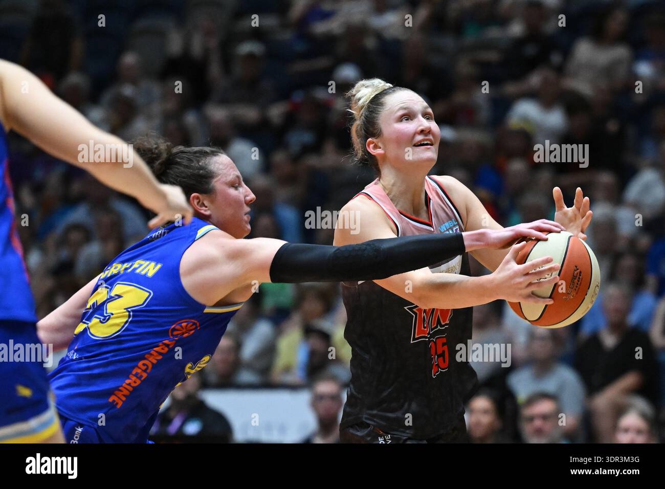 Amy Atwell of Perth Lynx (right) in action during the WNBL Finals ...