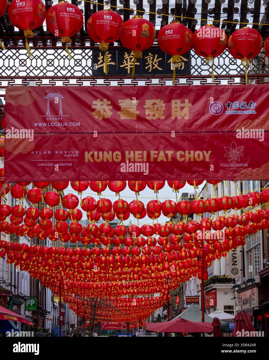 Lunar new year uk hi-res stock photography and images - Alamy