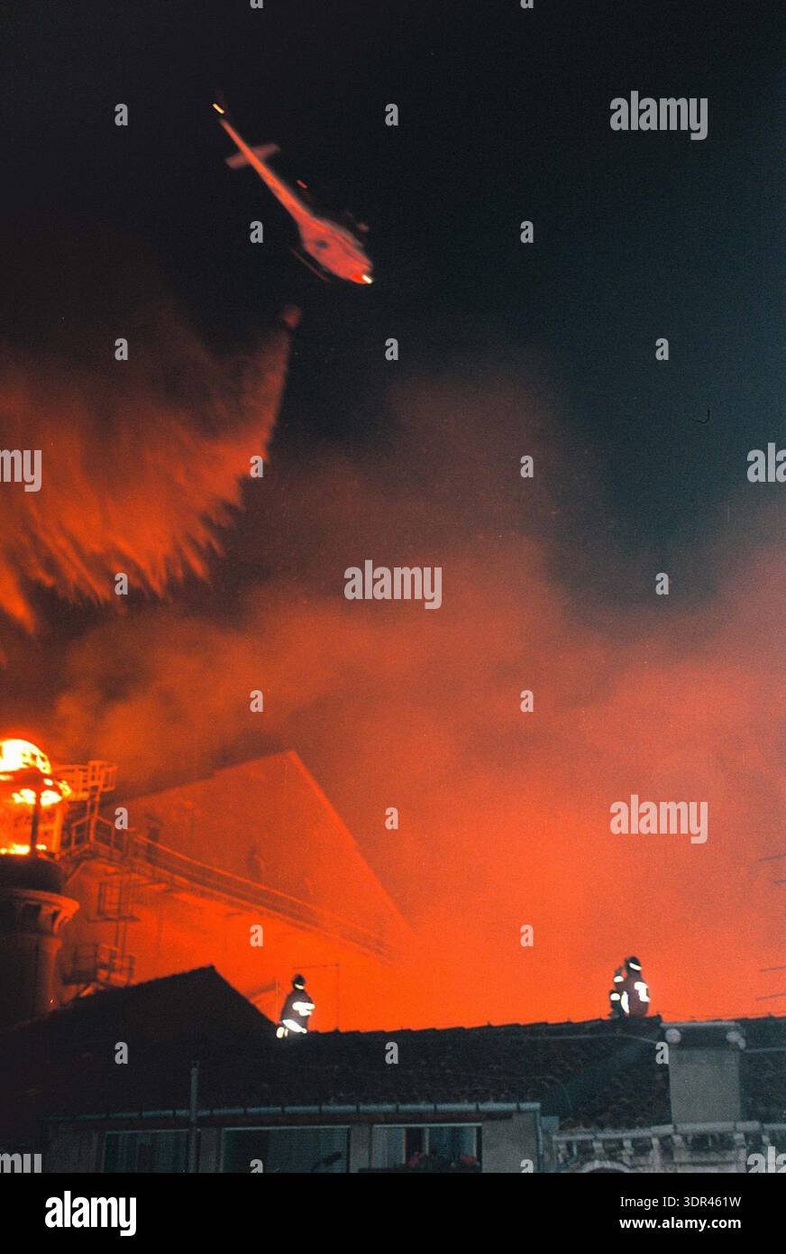 La fenice fire hi-res stock photography and images - Alamy
