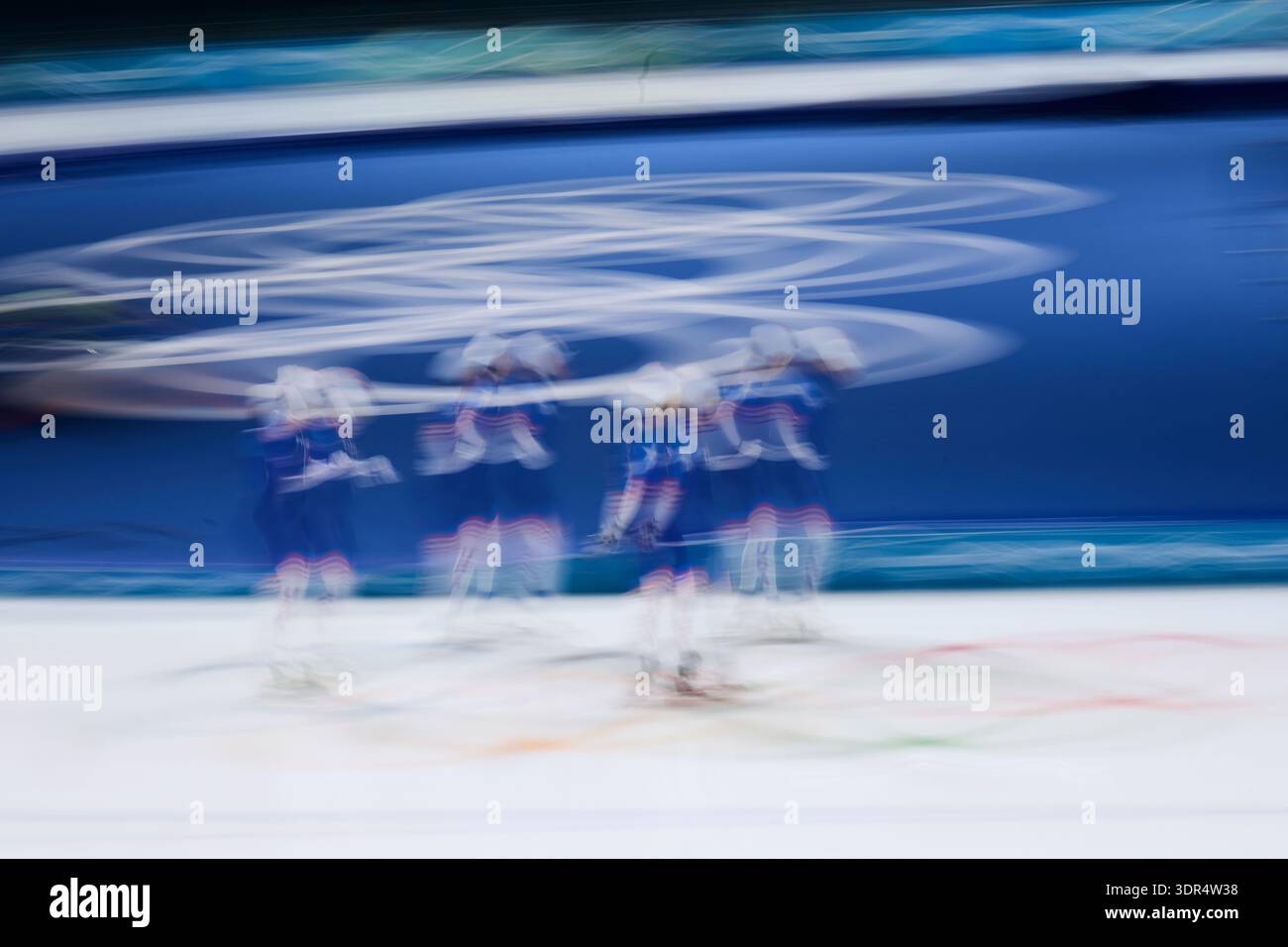 Team USA with Giorgia Birkeland, Brittany Bowe, Mia Manganello and ...
