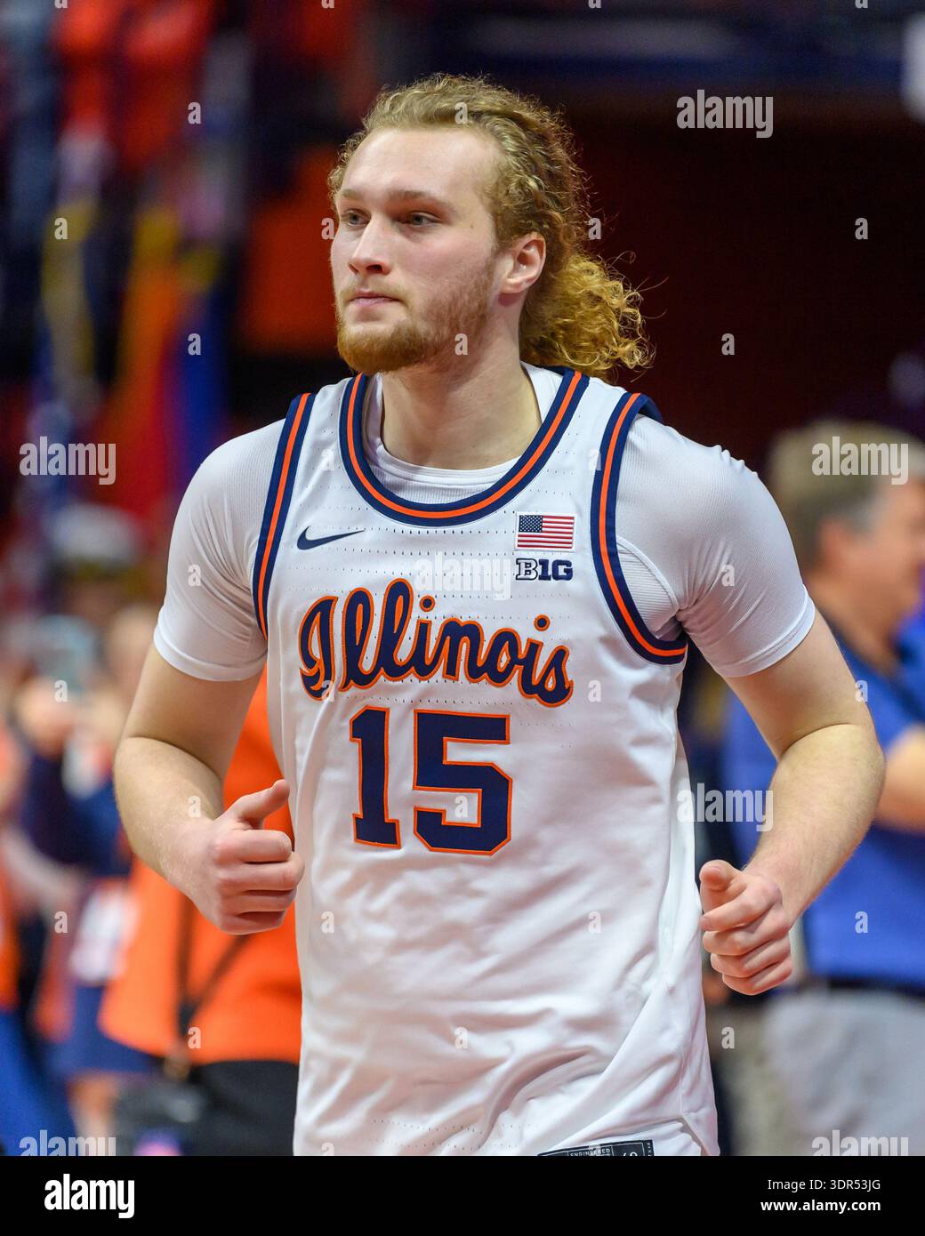 Illinois' Jake Davis prior to an NCAA college basketball game against ...