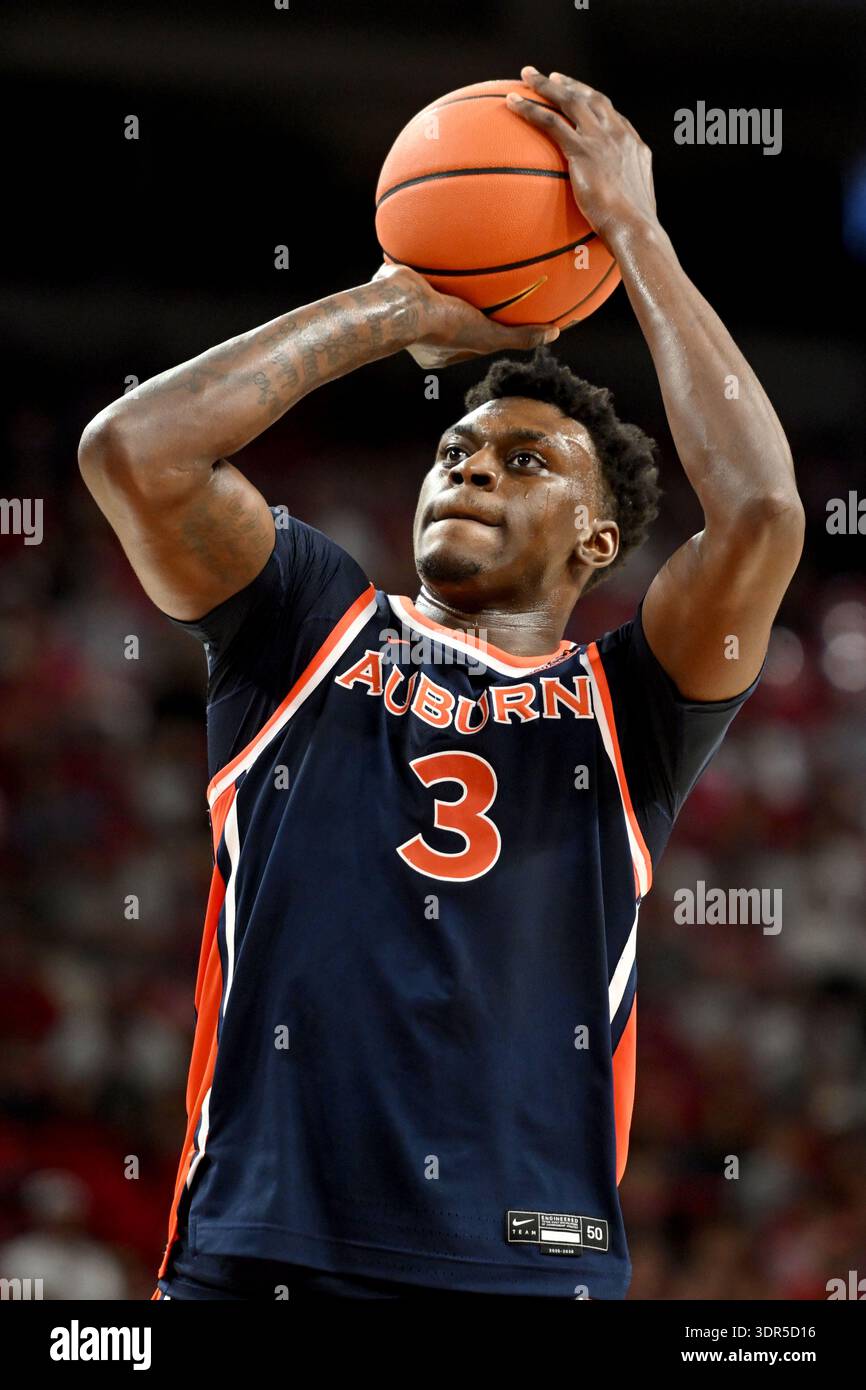 Auburn forward KeShawn Murphy (3) shoots a free throw against Arkansas ...