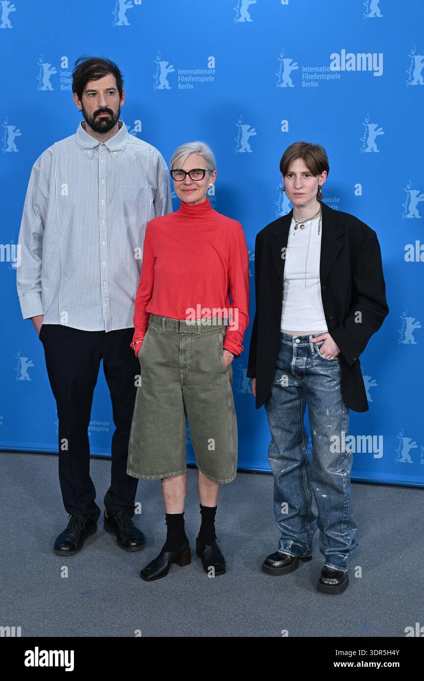 Vladimir Vulevic, Angela Schanelec, Agathe Bonitzer and rest of film ...