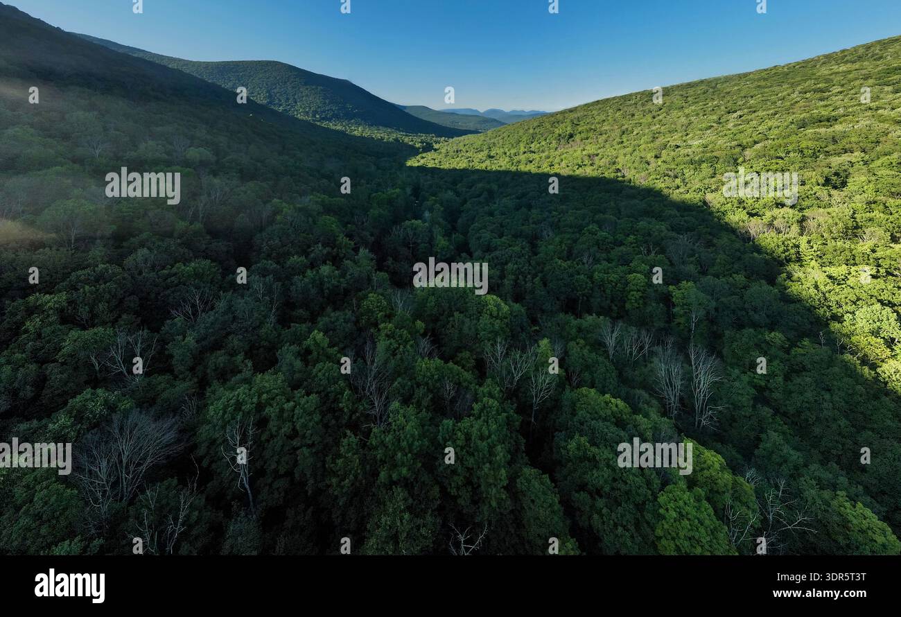 Catskills mountains aerial hi-res stock photography and images - Alamy