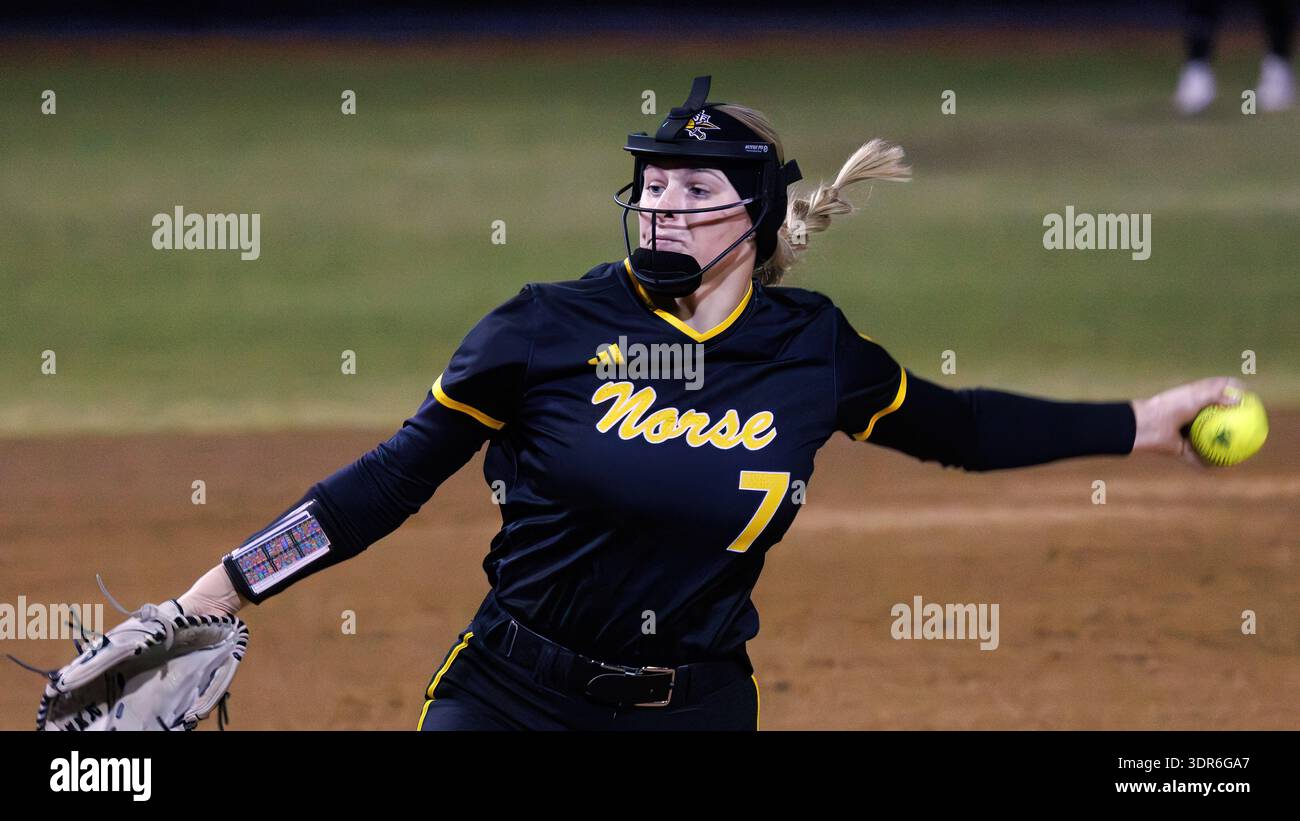 Northern Kentucky's Makaree Chapman (7) pitches during an NCAA softball ...
