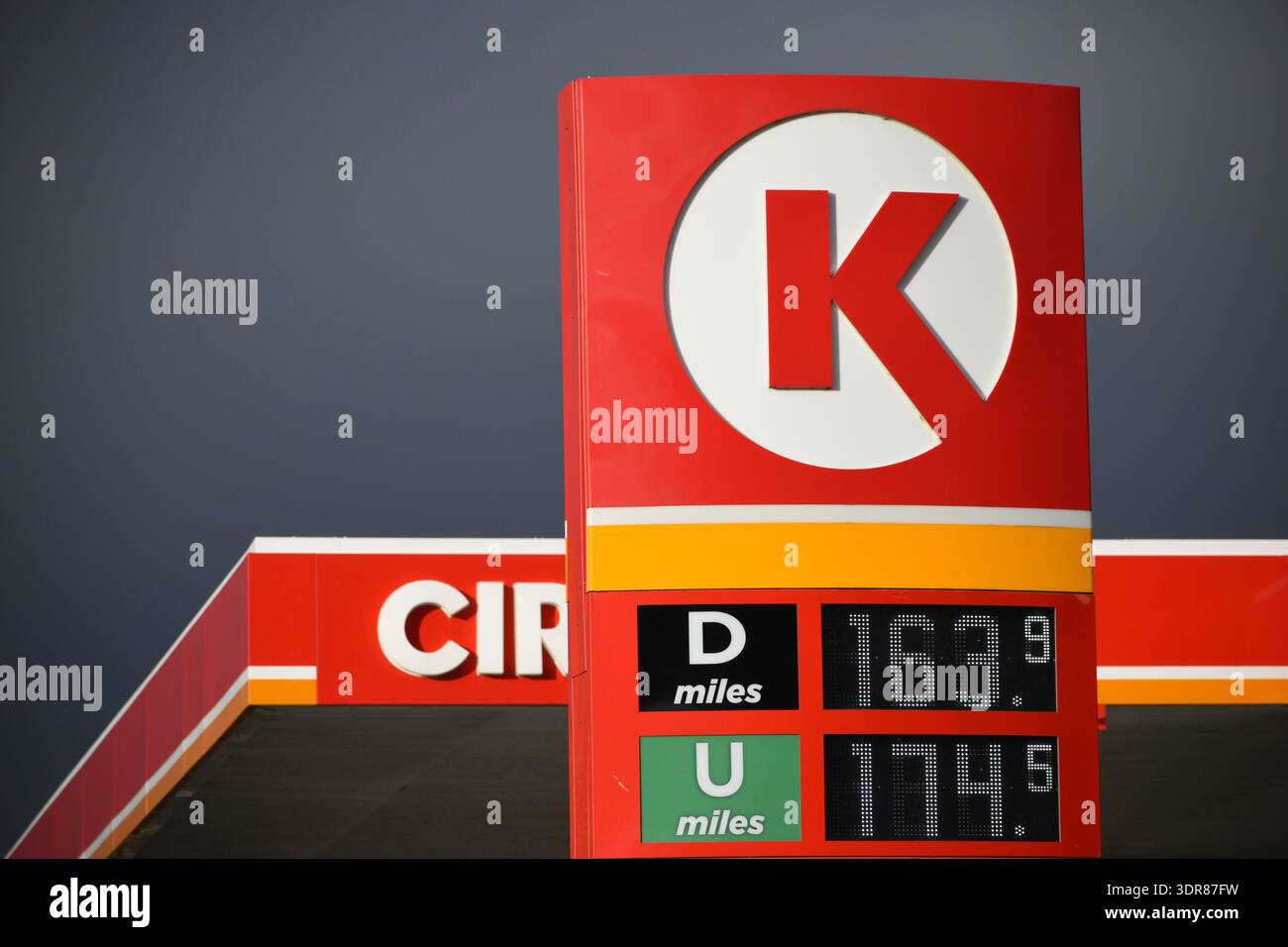 Circle k gas station sign hi-res stock photography and images - Alamy