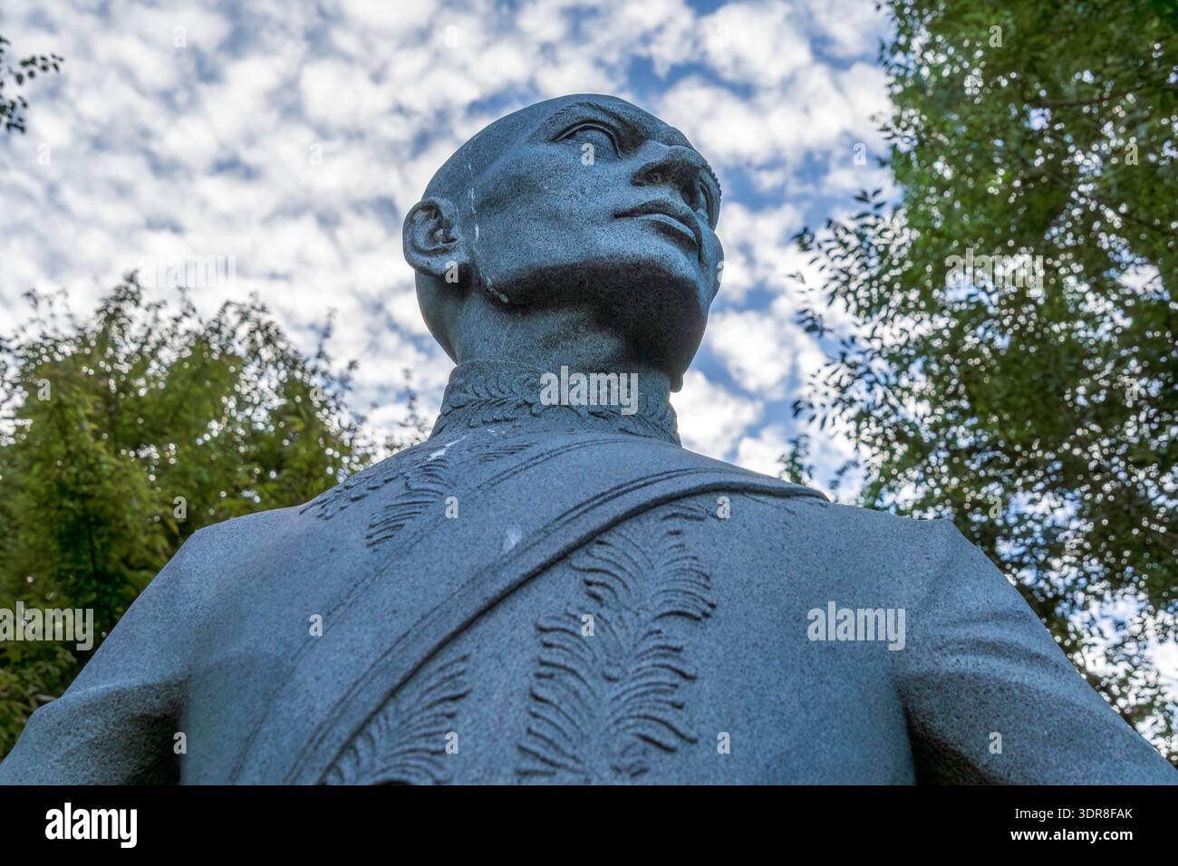 Yul Brynner statue in Vladivostok, Primorye, Russia, where famous ...
