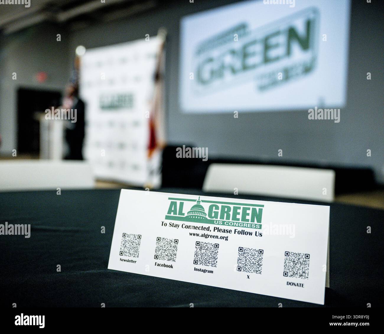 Precinct chair mixer hi-res stock photography and images - Alamy