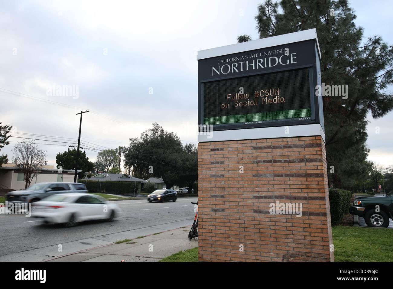 Follow csun on social media sign hi-res stock photography and images ...