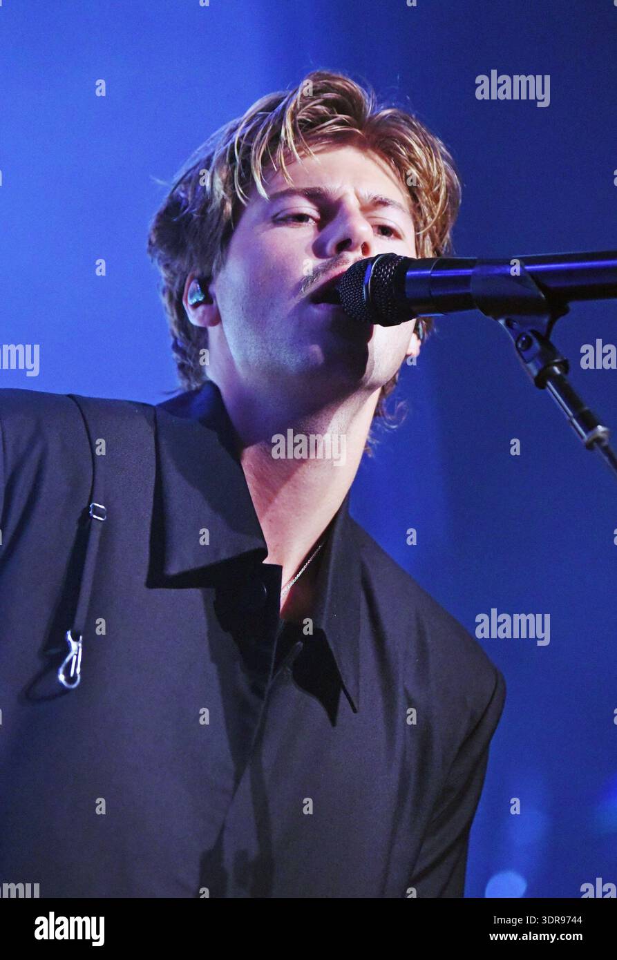 Ruel on stage for Ruel Kicking My Feet Concert Tour, Buckhead Theatre ...
