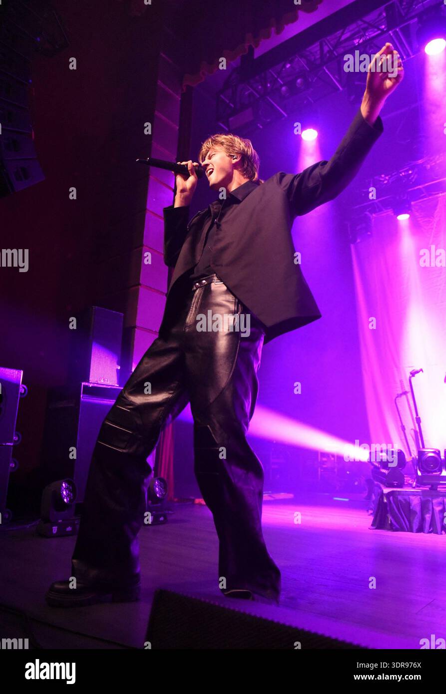 Ruel on stage for Ruel Kicking My Feet Concert Tour, Buckhead Theatre ...