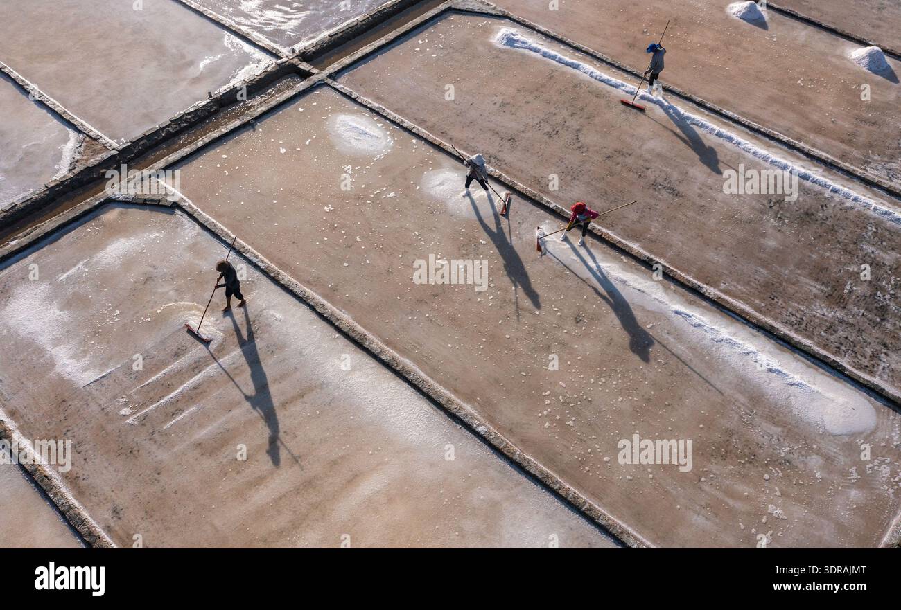 Salt making from sea water in Vietnam is completely handmade ...
