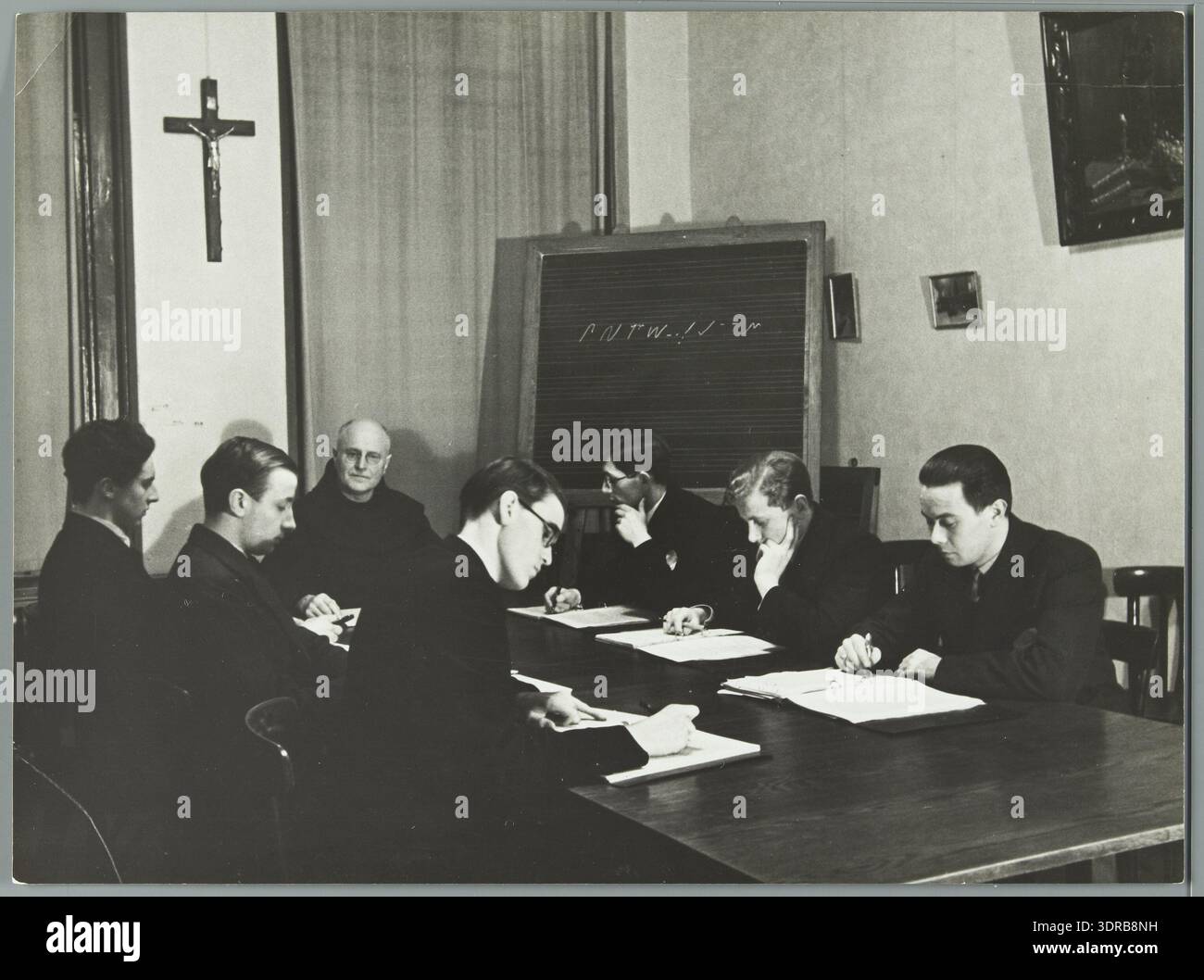 Early 20th century dutch cultural education hi-res stock photography ...