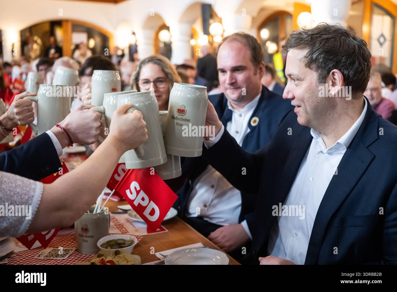 18 February 2026, Bavaria, Vilshofen an der Donau: Lars Klingbeil ...