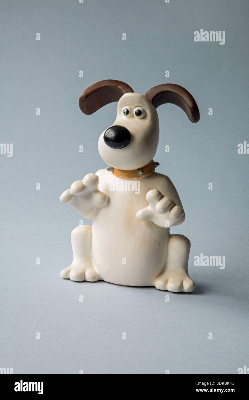 Gromit money box hi-res stock photography and images - Alamy