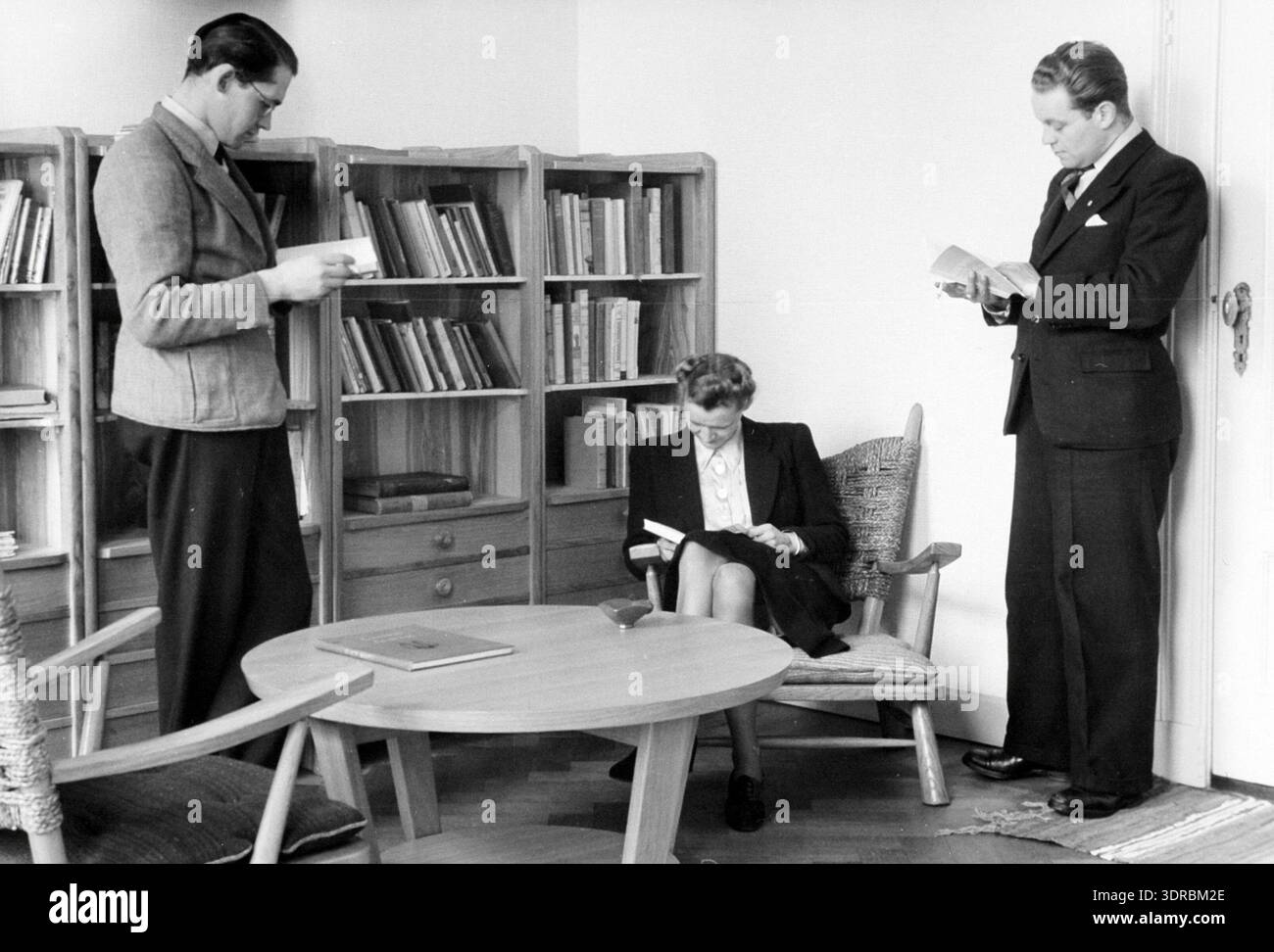 This photograph shows recovering world war ii wounded soldiers a hi-res ...