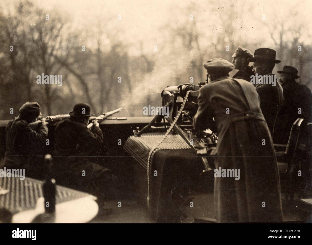 This 1919 photograph by a grohs depicts the so called spartakus hi-res ...