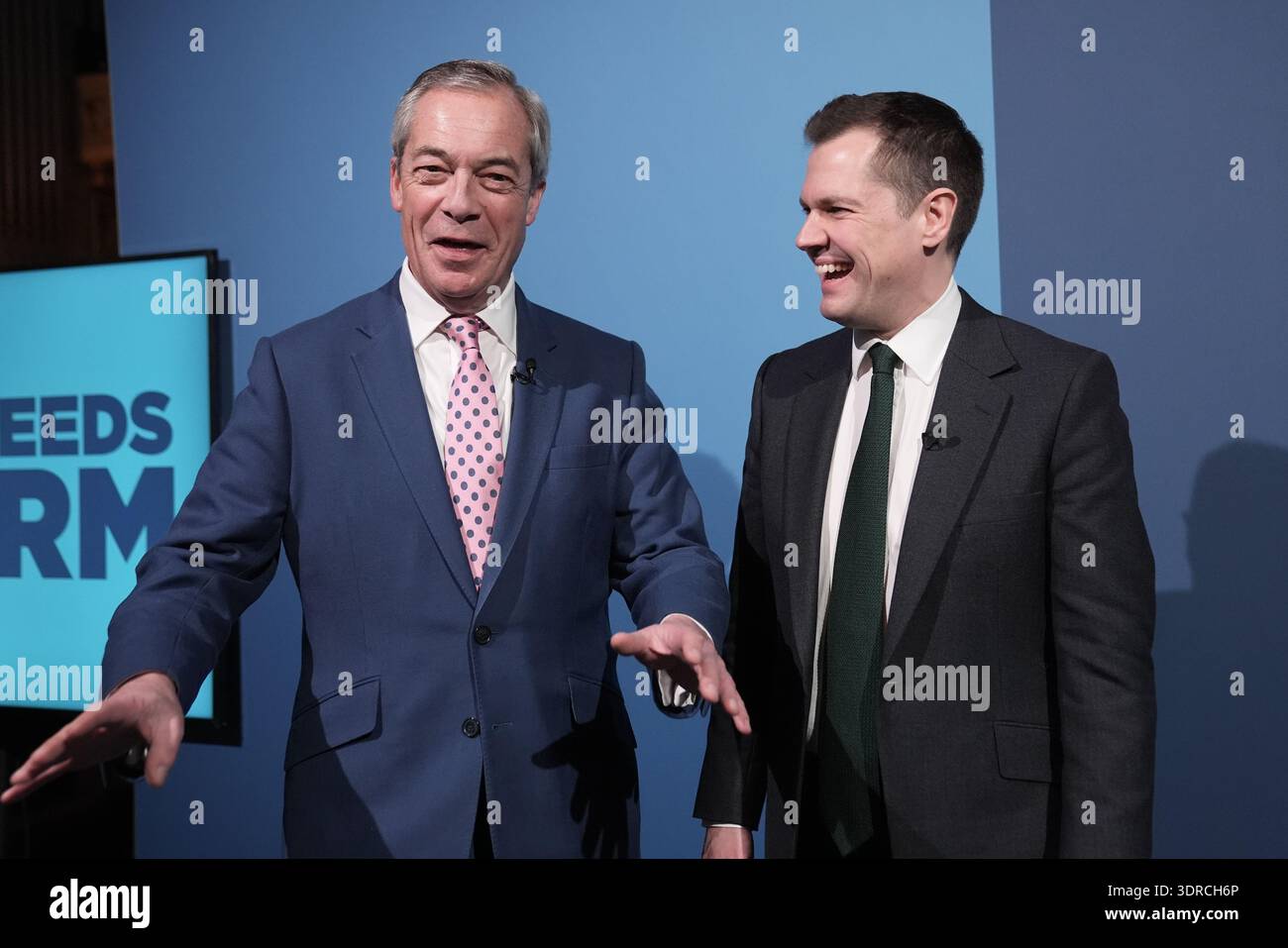Reform UK party leader Nigel Farage (left) and Reform´s Treasury ...