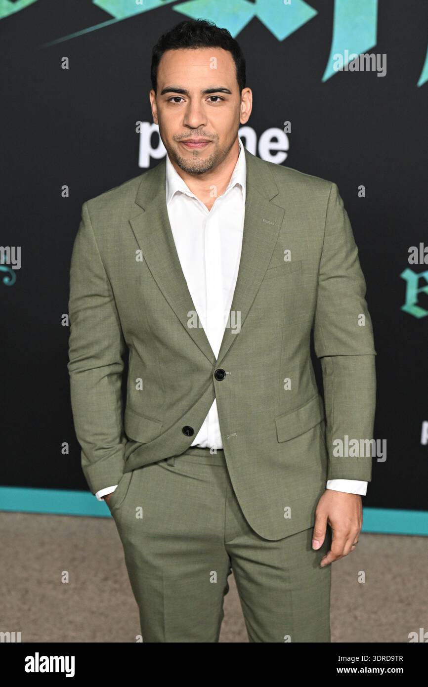LOS ANGELES, CALIFORNIA - FEBRUARY 17: Victor Rasuk attends World ...