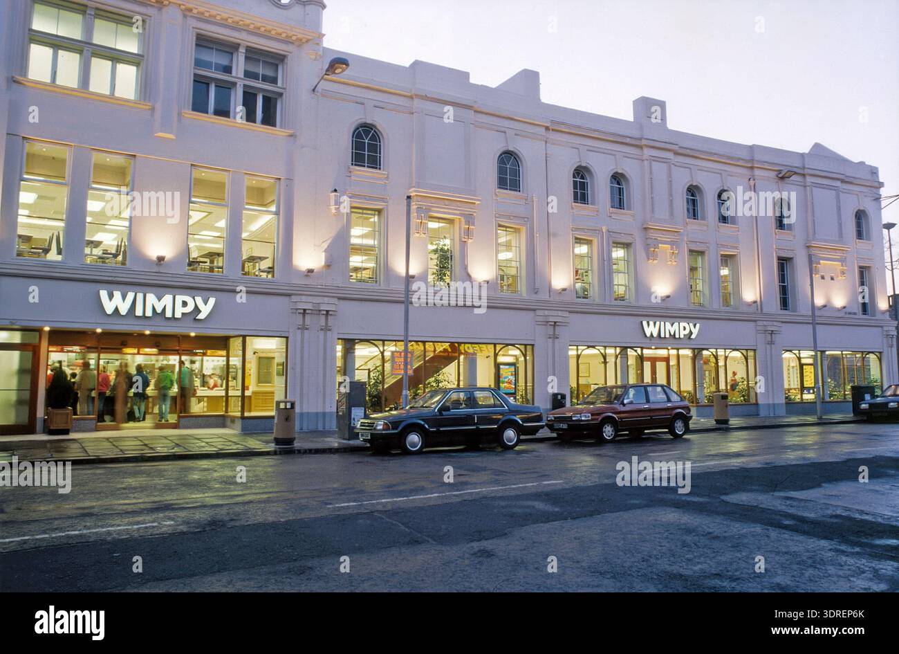 Wimpy street view hi-res stock photography and images - Alamy