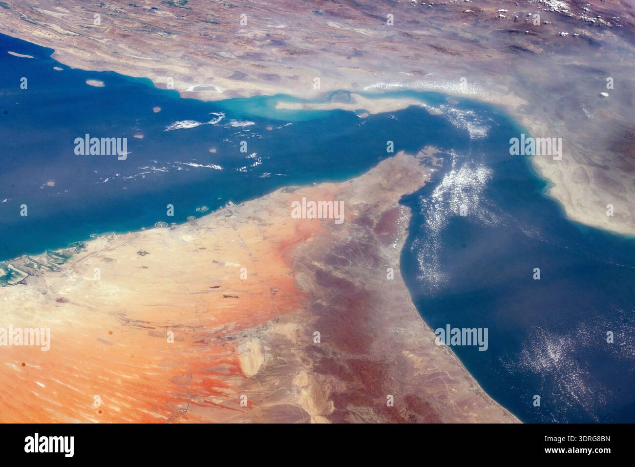 The Strait of Hormuz UNITED ARAB EMIRATES STRAIT OF HORMUZ, PERSIAN ...