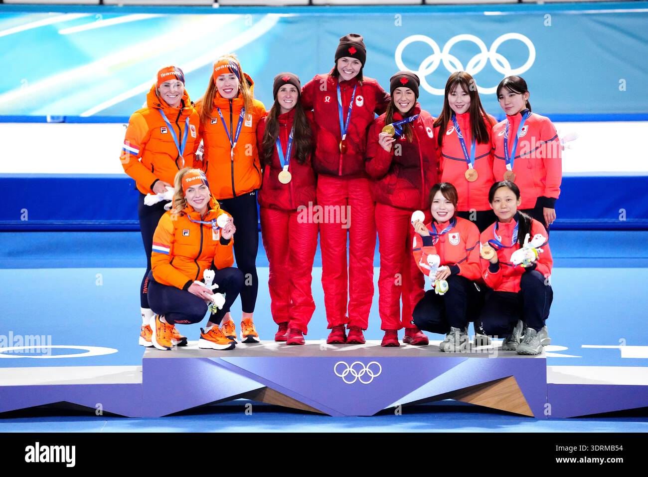 Bronze medal for team Japan Miho Takagi (JPN), Ayana Sato (JPN) Hanna ...