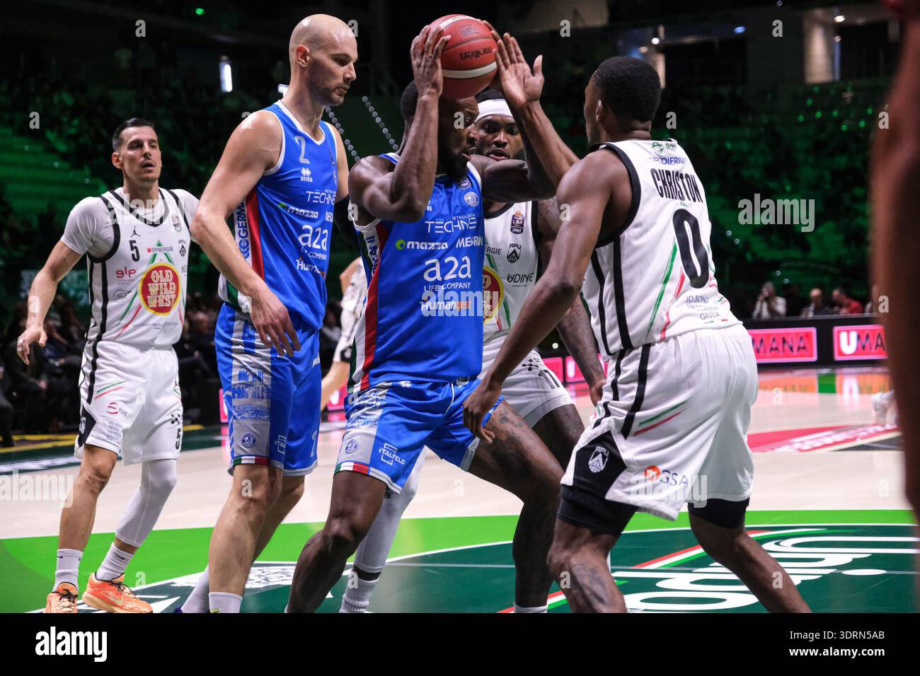 Jason Burnell of Germani Brescia (L) and Semaj Christon of APU Old Wild ...