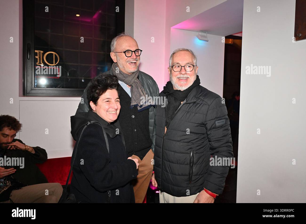 **NO WEB OR NEWSPAPERS, ONLY FOR ITALY** Show "They're Coming" at the ...
