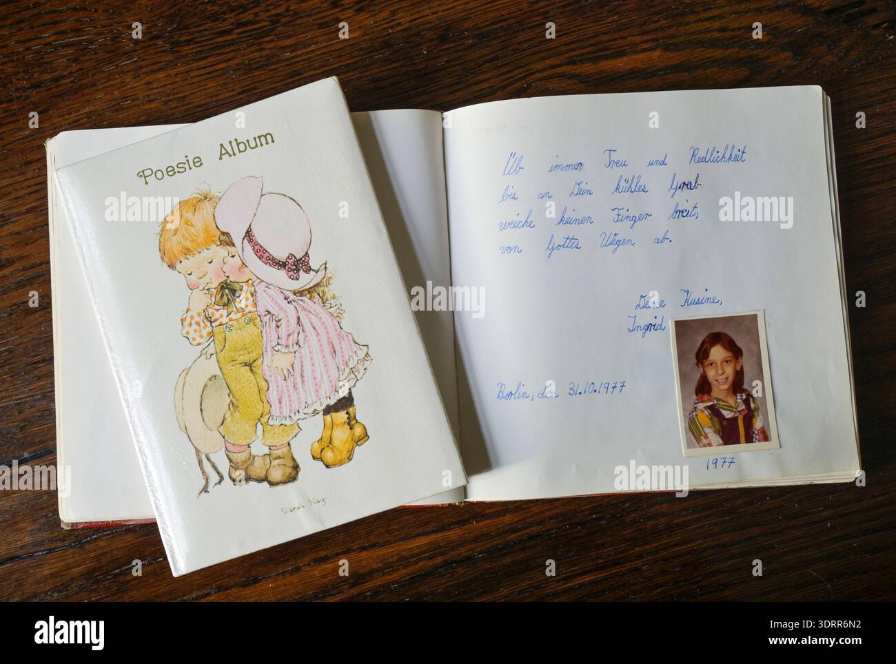 Altes Poesiealbum *** Old poetry album Stock Photo - Alamy
