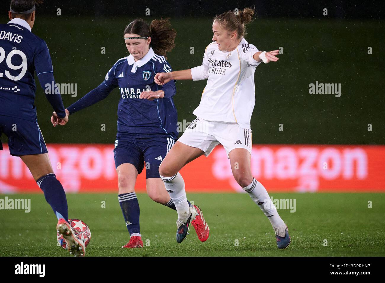 Real Madrid's Filippa Angeldahl (R) and Paris FC’s Kaja Korosec during ...