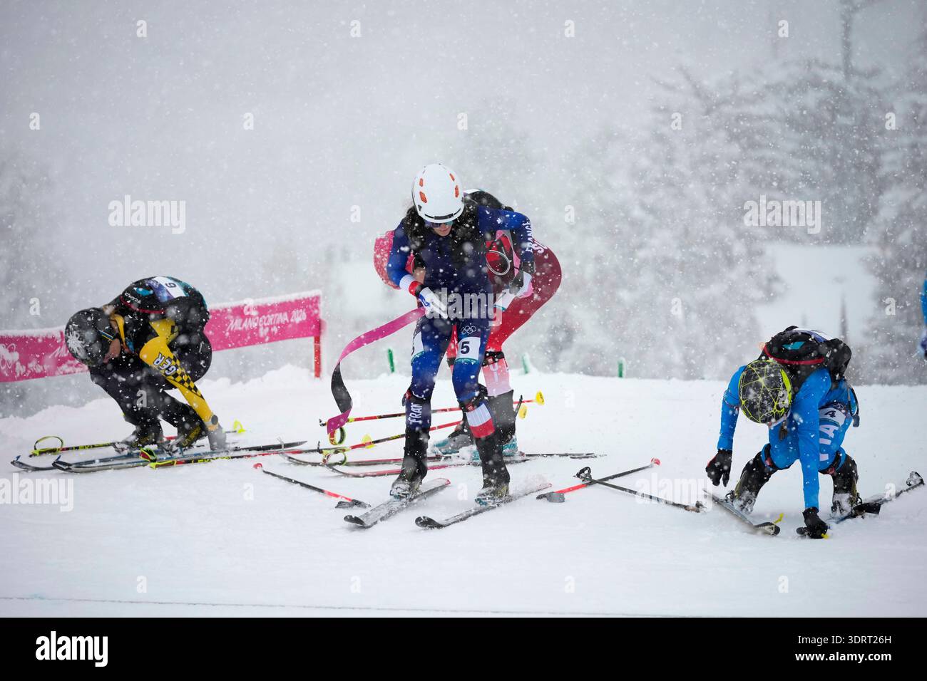 France's Margot Ravinel, center, Germany's Tatjana Paller, left, and ...