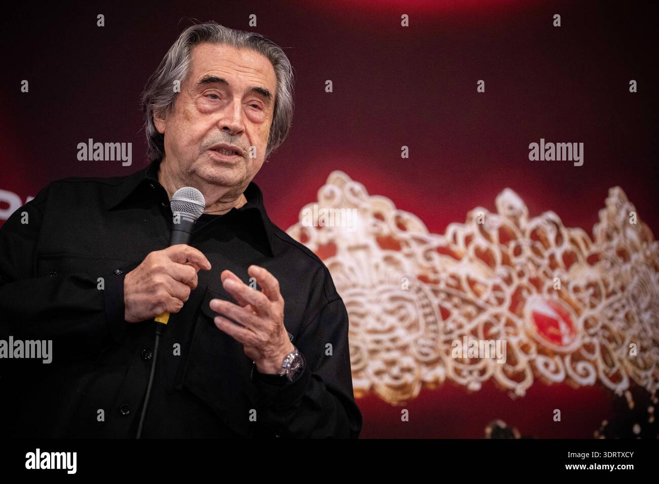 "Macbeth" di Giuseppe Verdi; conferenza stampa del maestro Riccardo ...