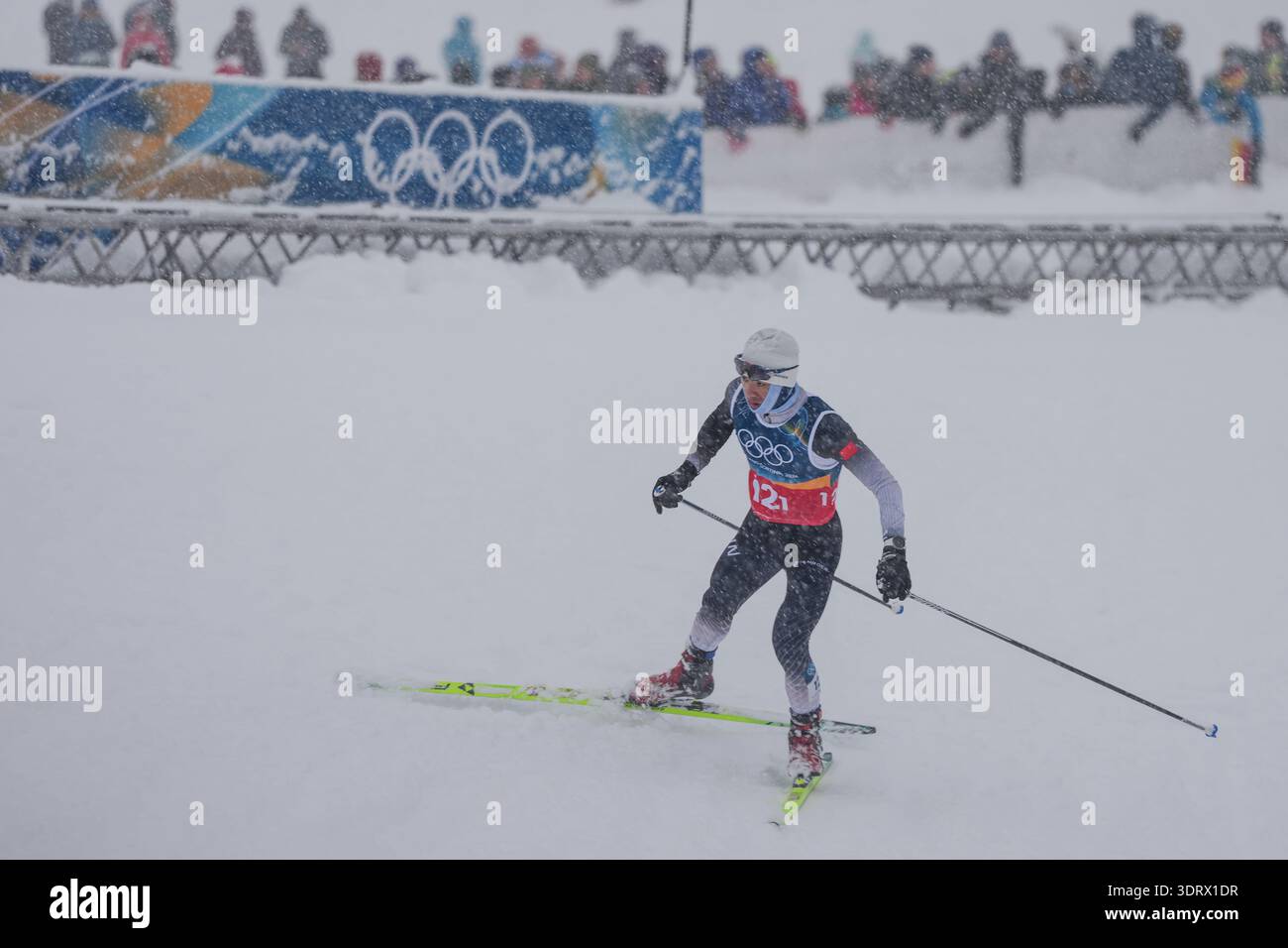 (260219) -- TESERO, Feb. 19, 2026 (Xinhua) -- Zhao Zihe of China ...